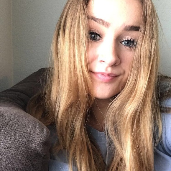 Patty's Closet (@pattyf1) | Poshmark